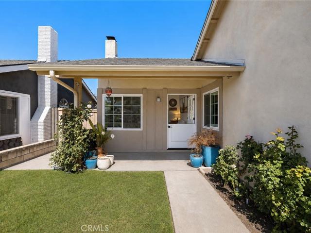 21155 Larchmont Dr, Lake Forest, CA 92630 | MLS #OC26090