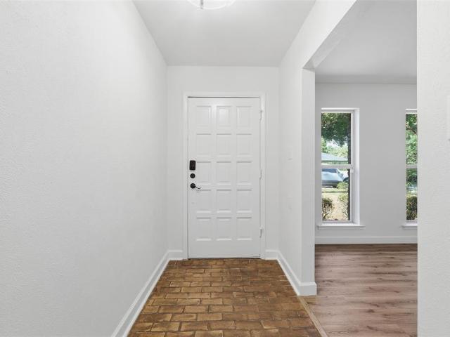 2115 Meadowlake Court