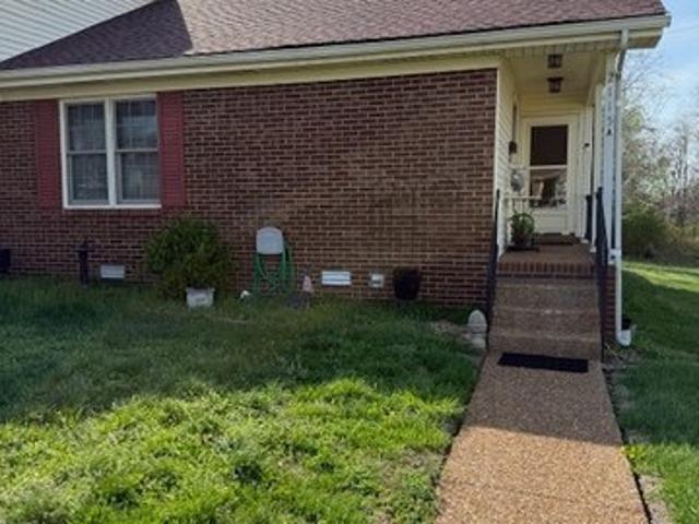 2115 Mockingbird Ln Apt A, Springfield, TN 37172