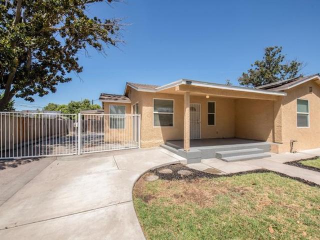 2115 N Ferger Ave, Fresno, CA 93704