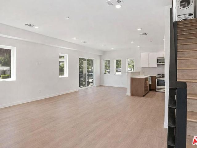 2115 Beachwood Ter, Los Angeles, CA 90068 | MLS #26641 | Compass