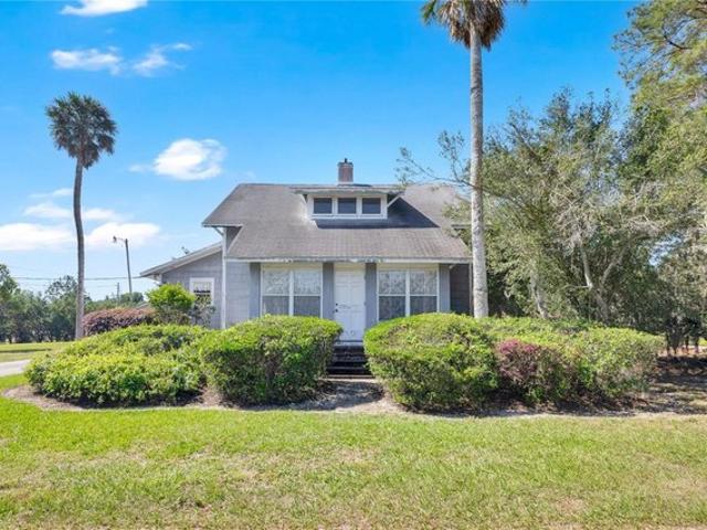 2115 Clubhouse Rd, Lakeland, FL 33813