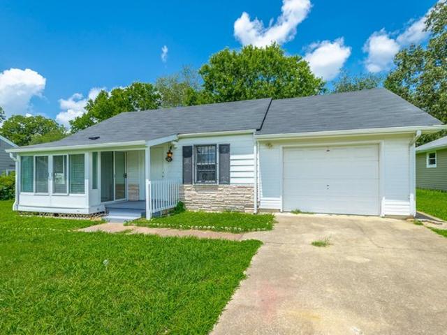 2115 Delano Dr, Chattanooga, TN 37406