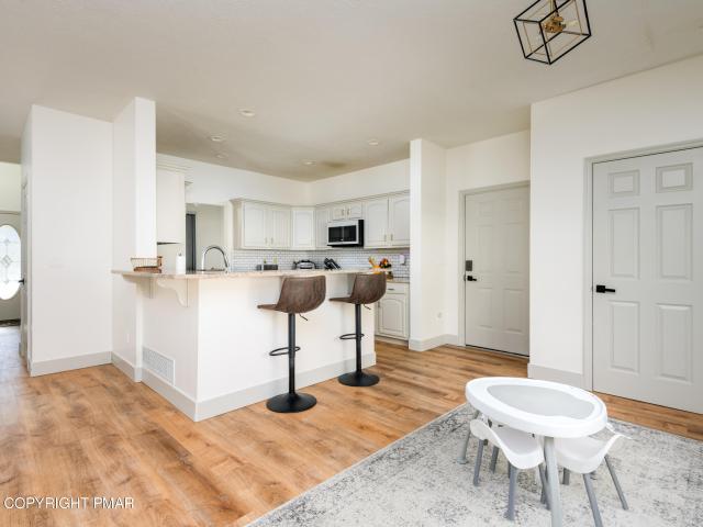 2115 Hemlock Lane