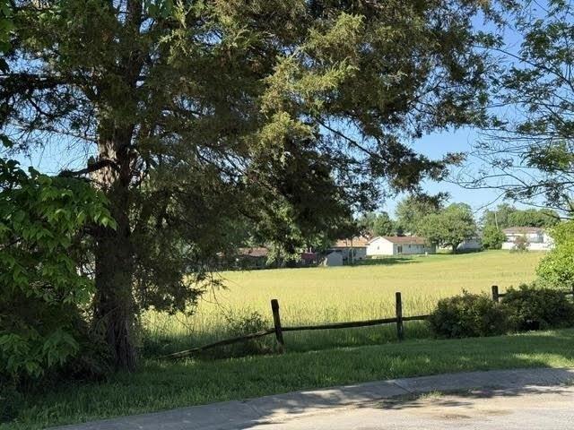 2115 S 14th St, Richmond, IN 47374