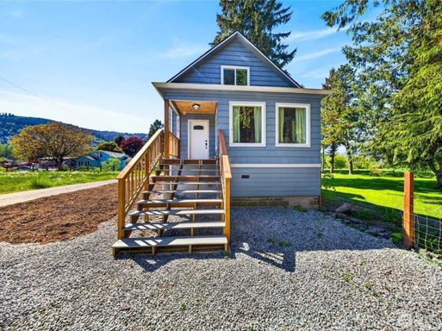 2115 Valley Hwy, Deming, WA 98244