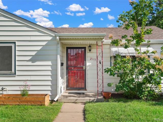 2115 W Elk Place