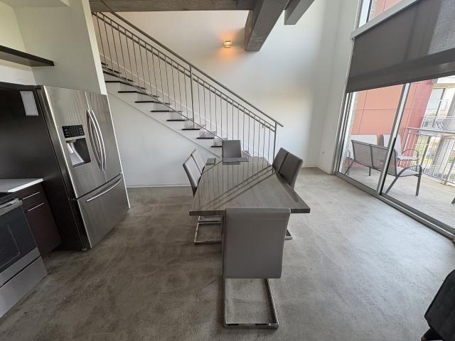 2115 Yeaman Pl # 404