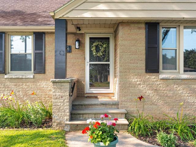 2116 manitowoc road