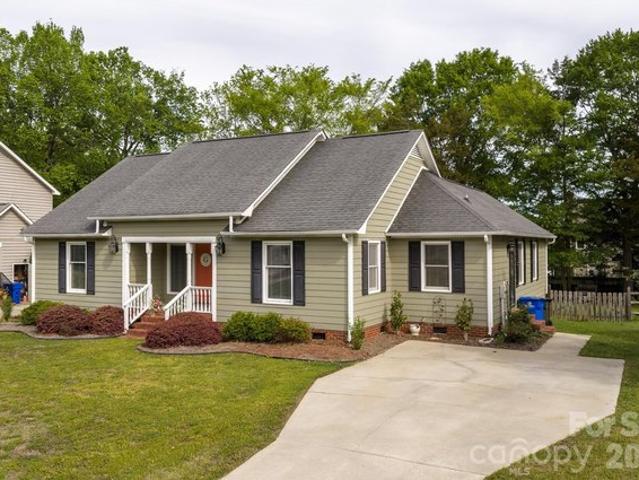2116 Belle Chase Dr, Rock Hill, SC 29732