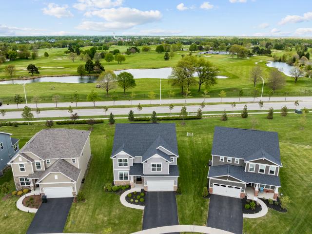 2116 Bent Grass Way