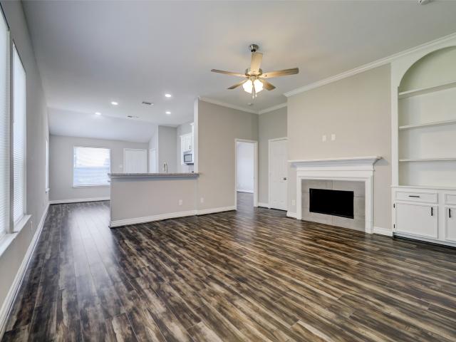 2116 Breezeway Lane