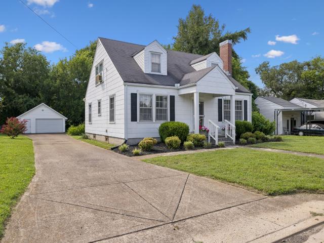 2116 Denham Ave