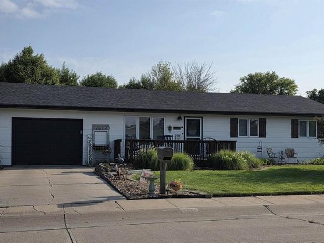2116 E D St, North Platte, NE 69101