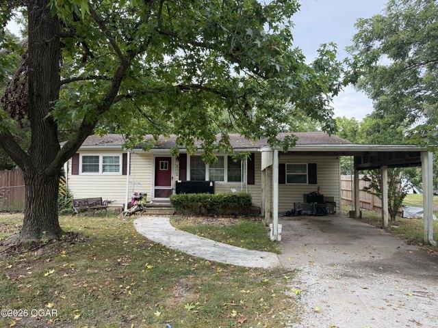 2116 E Kensington St, Joplin, MO 64801