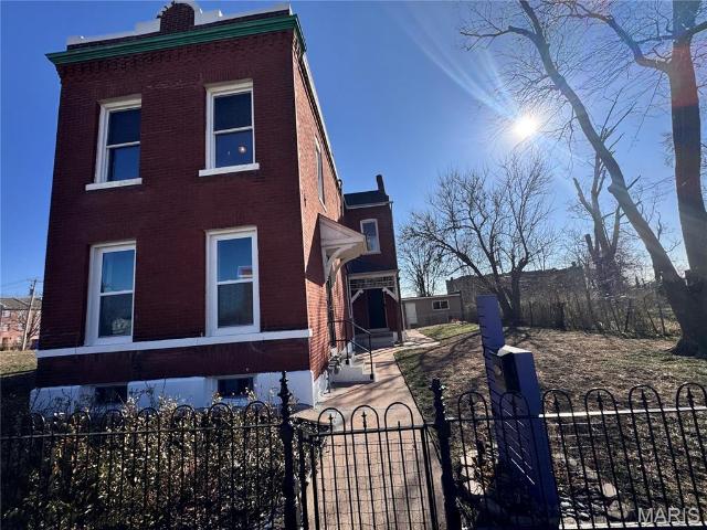 2116 E John Ave, St. Louis, MO 63107 | MLS #25081 | Compass