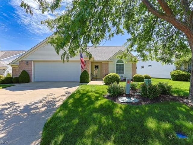 2116 Lakefield Dr, Huron, OH 44839