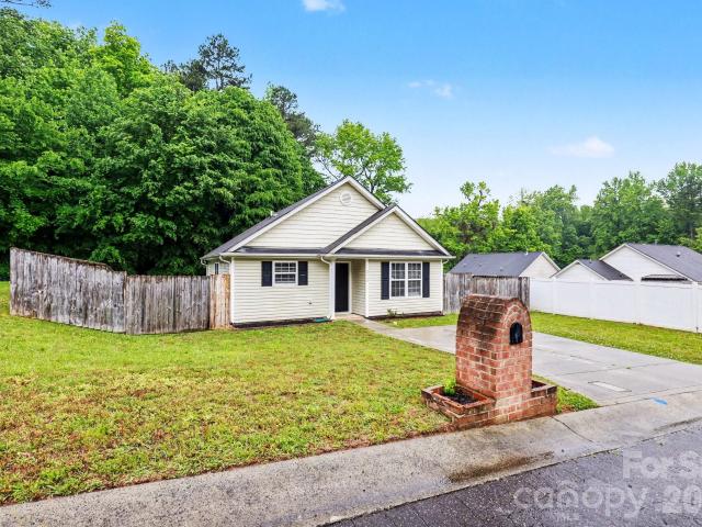 2116 Lauren Elizabeth Ct, Charlotte, NC 28214 | MLS #4375
