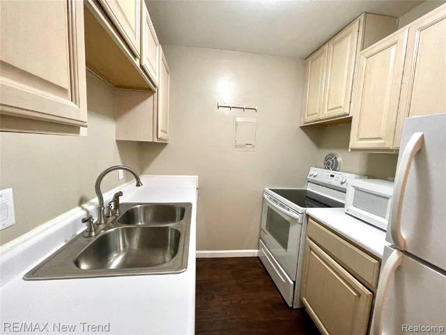 2116 Pauline Blvd Apt 304