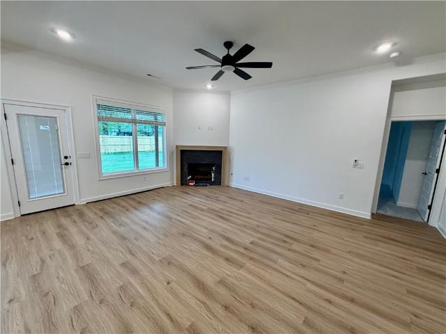 2116 Porter