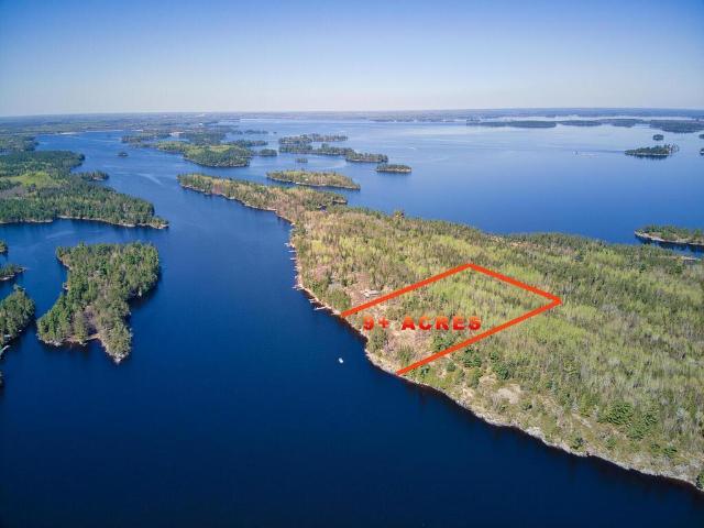 2116 Red Crest Island