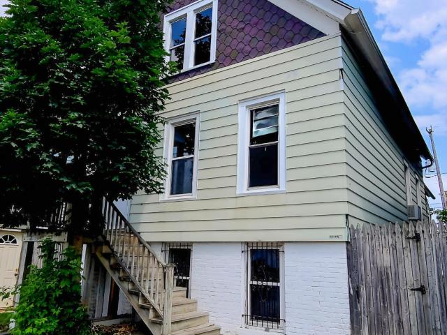 2116 S 13th St