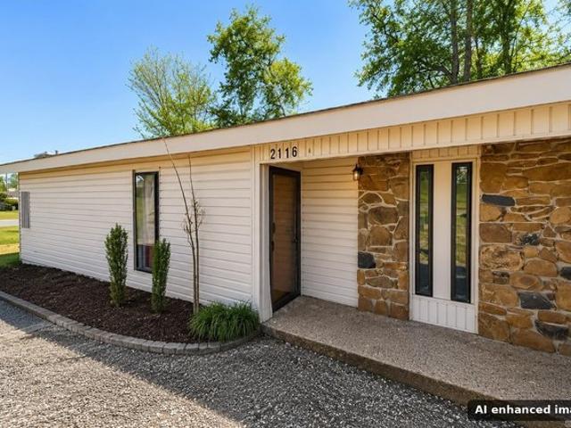 2116 W 38th St, North Little Rock, AR 72118