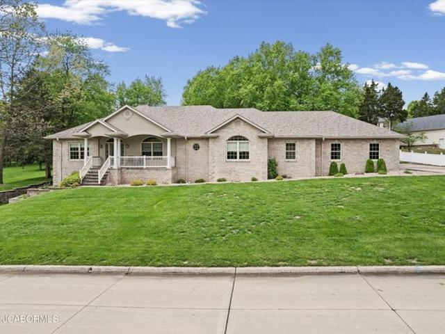 2116 Whitney Woods Ct, Jefferson City, MO 65101
