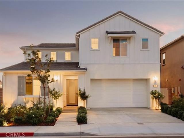 21171 Strathmoor Ln, Huntington Beach, CA 92646