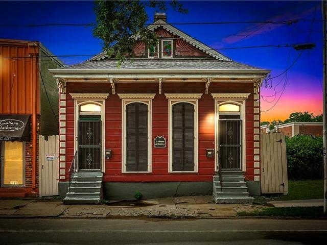 2117 N Claiborne Avenue