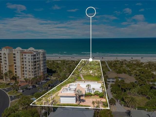 2117 Ocean Dr, New Smyrna Beach, FL 32169