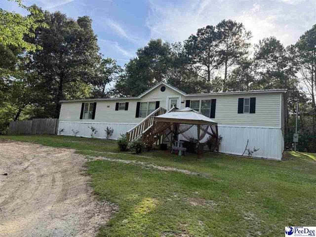2117 Beaverdam Dr, Hartsville, SC 29550