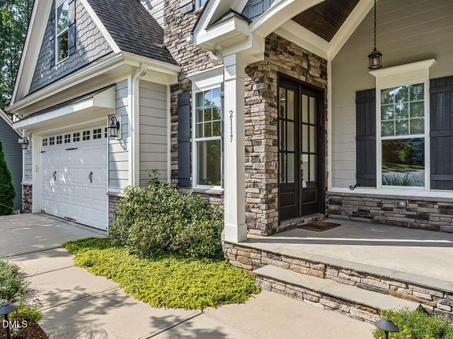 2117 Bee Cave Court