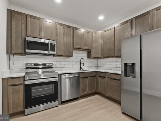 2117 Clifton Ave, Baltimore, MD 21217