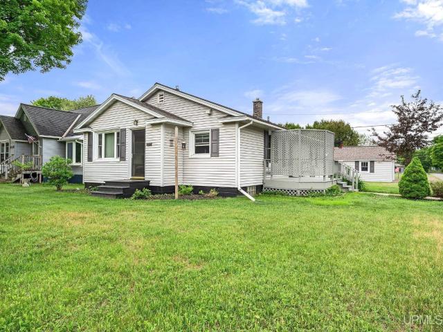 2117 Deer Lake Avenue