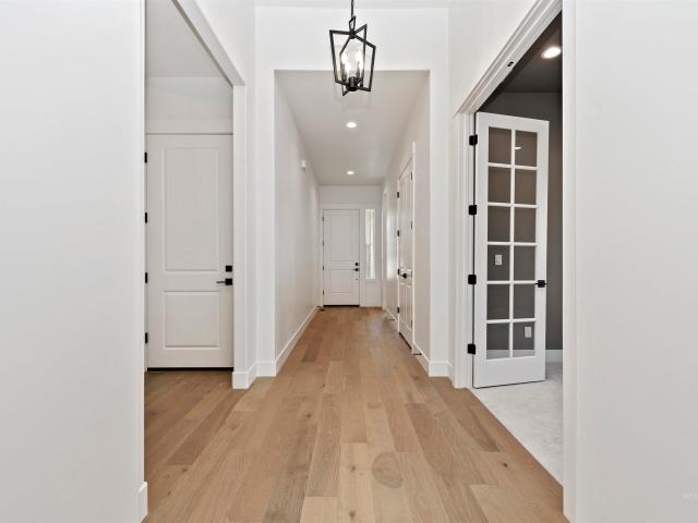 2117 E Sweet Pearl