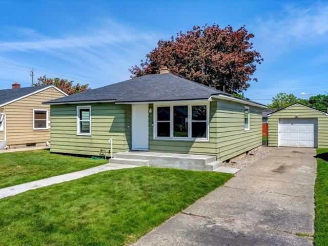 2117 E Rowan Ave, Spokane, WA 99207