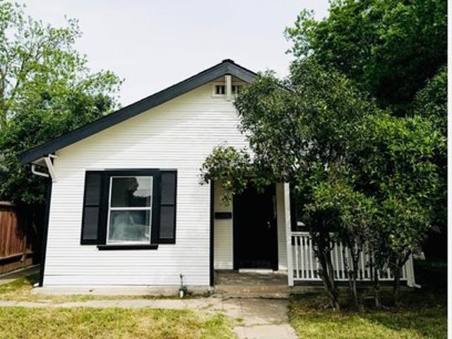 2117 E Washington St, Stockton, CA 95205