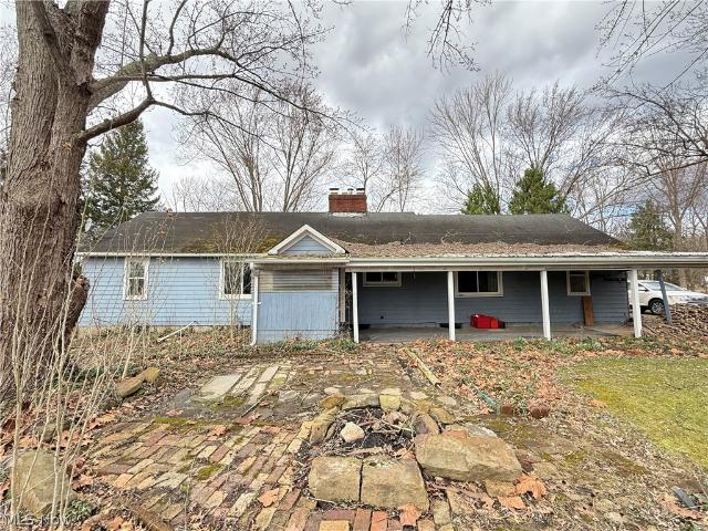 2117 Kinsman Road NW