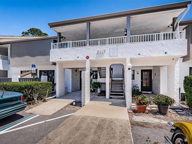 2117 Lakewood Club Dr S Unit 7K, Saint Petersburg, FL 33712