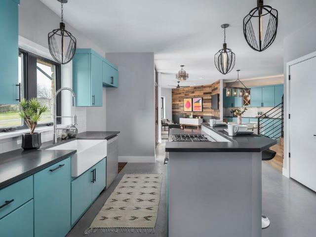 2117 Pershing Dr