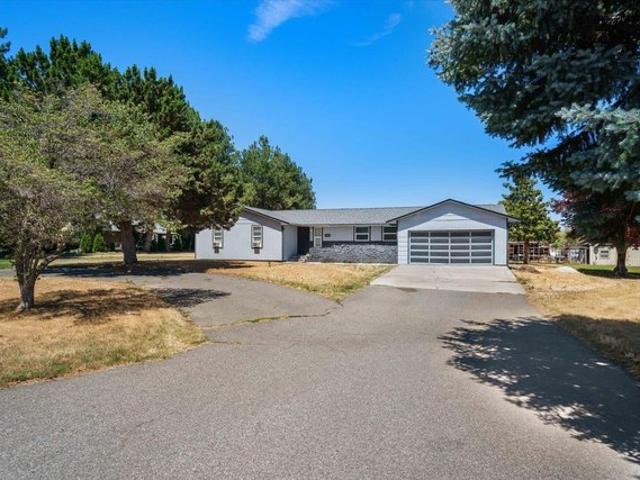 211804 E 193 Pr SE, Kennewick, WA 99337