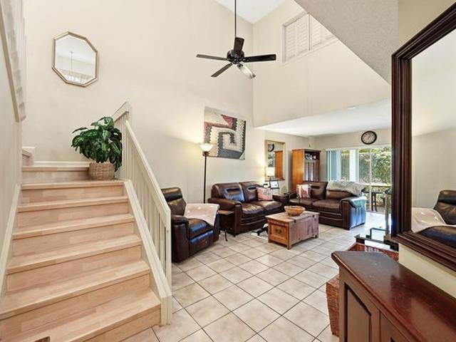 2118 Discovery Cir W, Deerfield Beach, FL 33442