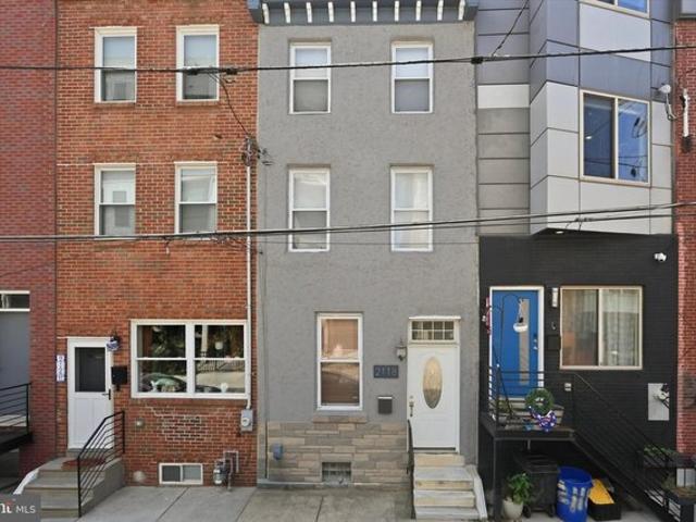 2118 E Arizona St, Philadelphia, PA 19125