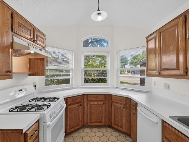 2118 Elder Pl
