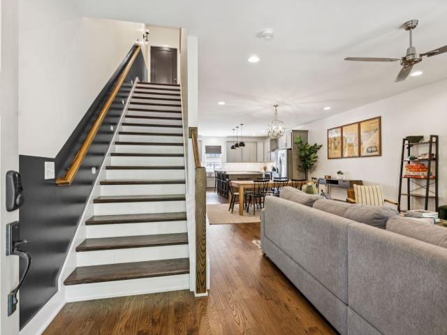 2118 Elliott Ave # 10