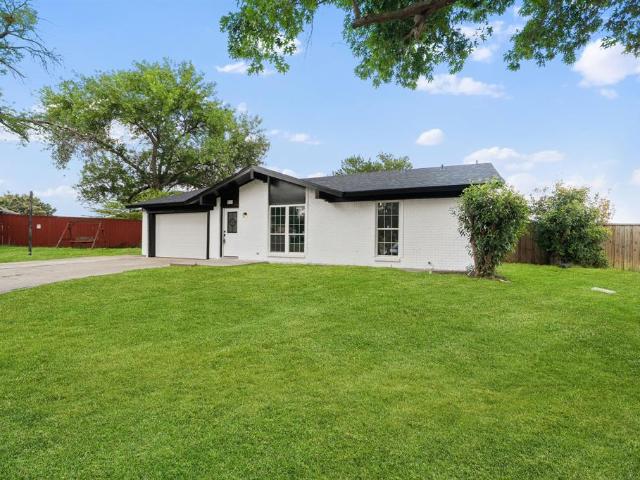 2118 Lamont Drive