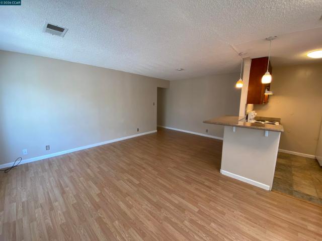 2118 Peppertree Way 4