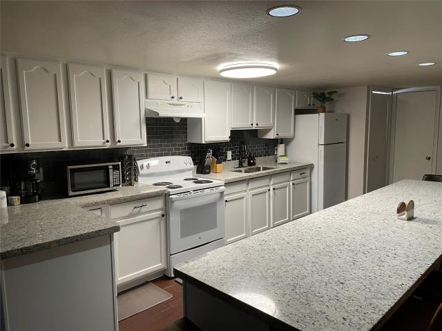 2118 Strand St, Unit 214, Galveston, TX 77550 | MLS #69366 | Compass