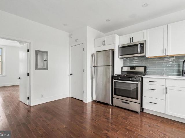 2118 S Dauphin St # 2R